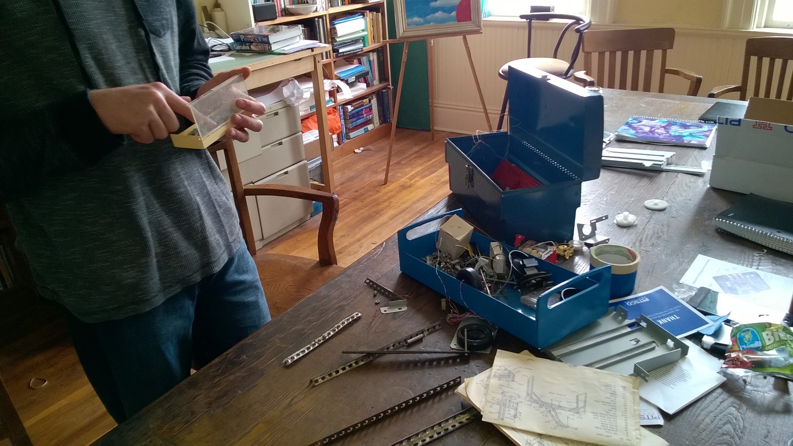 Robotics Paraphernalia – The Georgetown School